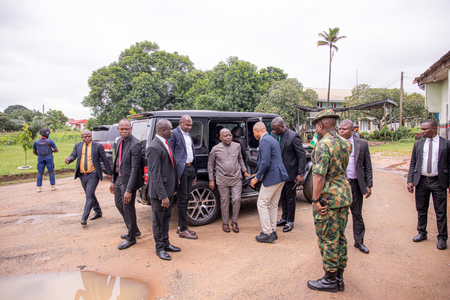 GOV OTTI ON MORALE BOOSTING TOUR, ASSURES ARMY OF CONTINUED SUPPORT ...
